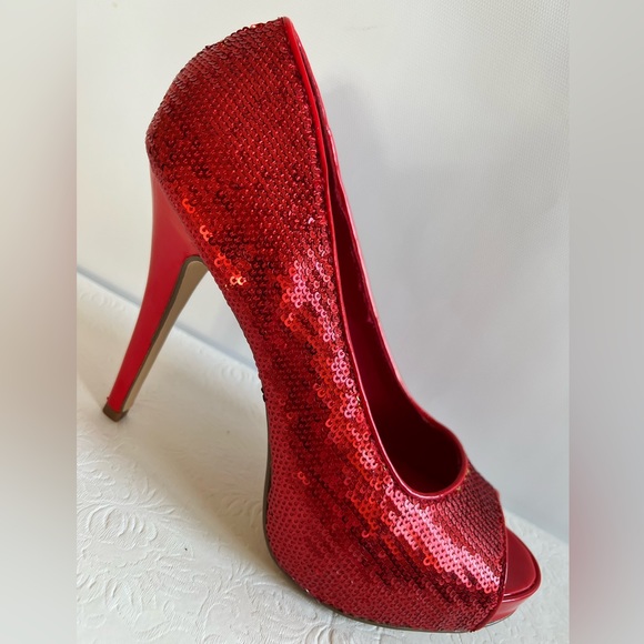Ellie | Shoes | New Ellie Brand Red Sequin Pumps Size 9 Open Toe Peep ...